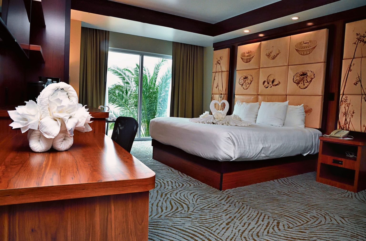 Tachi Palace Casino Resort in Lemoore, CA | Hotel & Spa