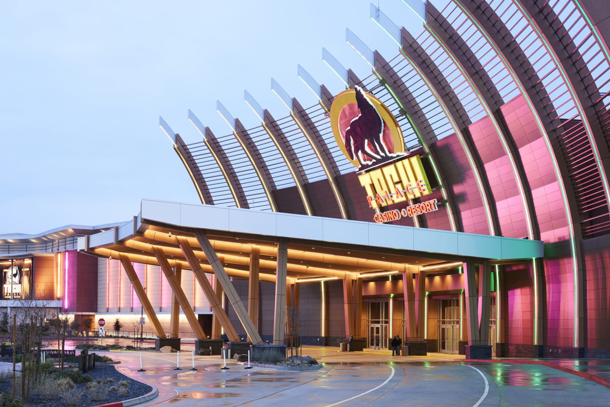 Palace Tour - Tachi Palace